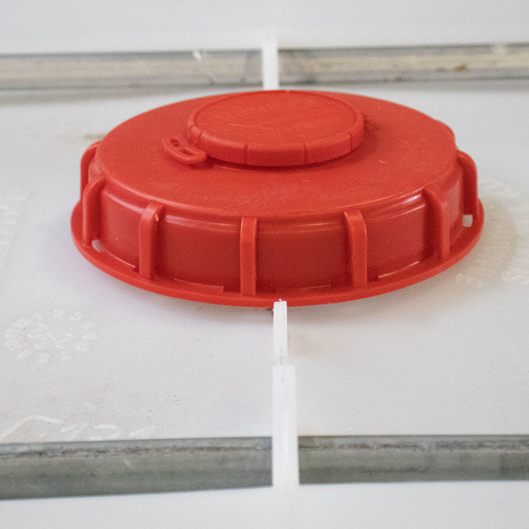 275 Gallon Reconditioned IBC Tote, Natural Bottle, 6" Fill Cap, No Vent ...