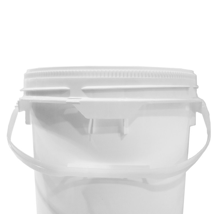 5-Gallon White HDPE Plastic Screw Top Life Latch Pail, w/ Plastic Bail ...